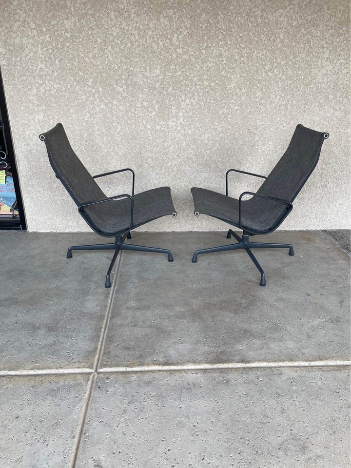 Herman Miller Eames Aluminum Group Indoor Outdoor Chairs - Got Legs ...