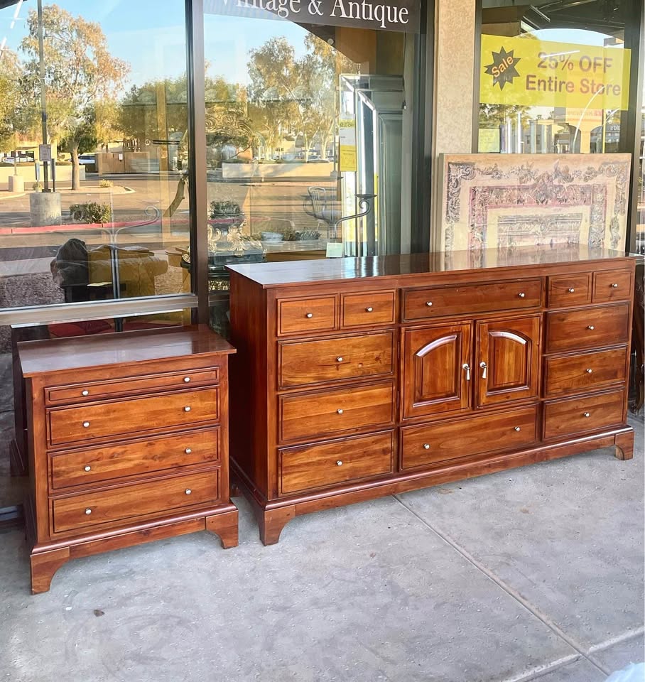 Legacy Traditions Dresser and Nightstand Set - Got Legs Furniture & Décor