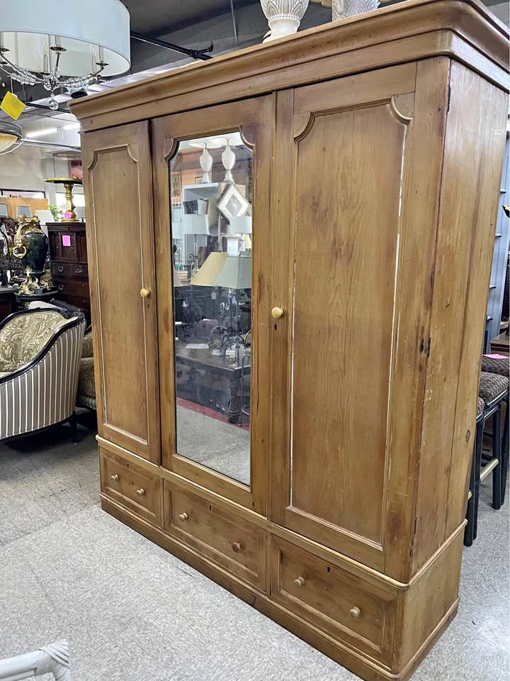Large Rustic Farmhouse Storage Cabinet - Got Legs Furniture & Décor